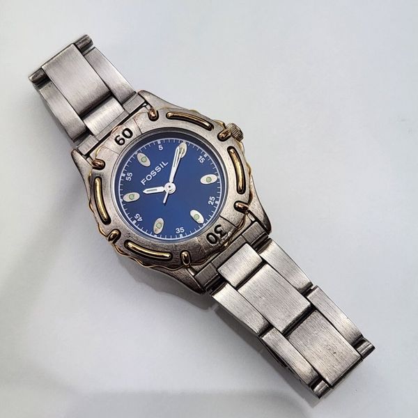 Vintage 1990's Fossil Two Tone Diver Watch Surf Board Futuristic Royal ...