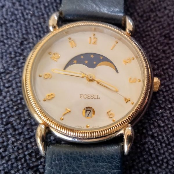 Colector's Fossil true moon phase special collection vintage watch ...