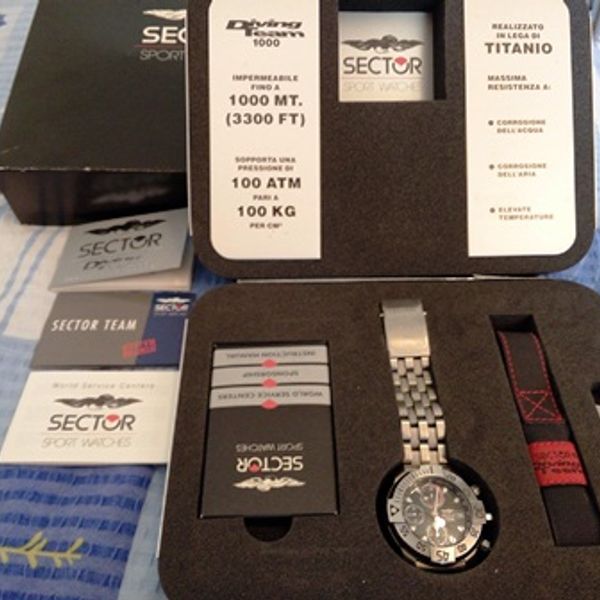 FS - Sector Diving Team 1000m/3300ft No Limits Valjoux 7750 Chronograph ...