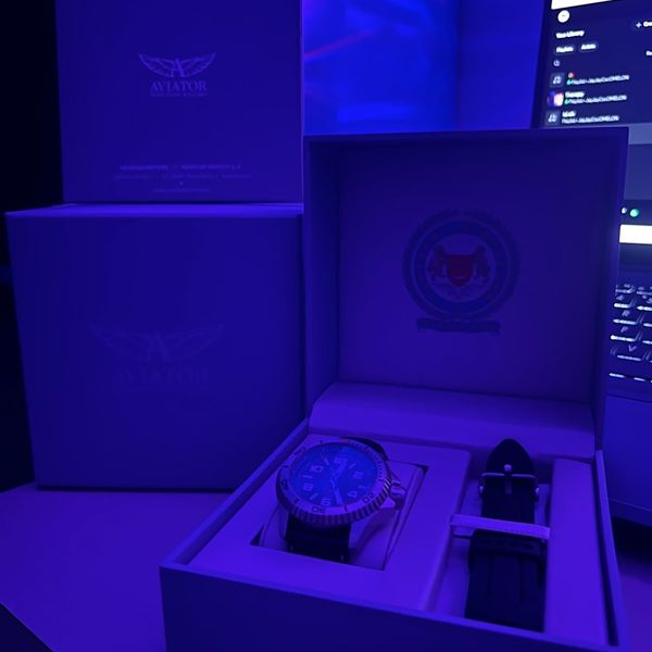 aviator watch | WatchCharts Marketplace