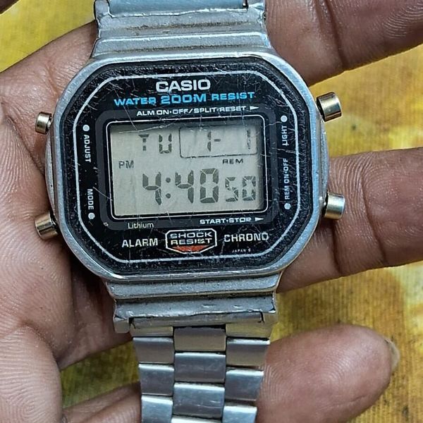 Vintage Casio G-Shock DW-5600 (Mod 901) Men's Watch | WatchCharts ...