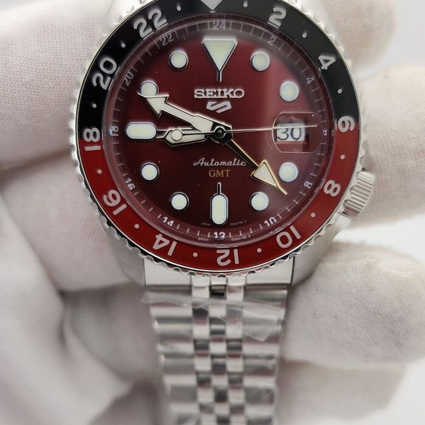 Seiko 5 Sports Automatic GMT Passion Red Watch SSK031K1 | WatchCharts ...