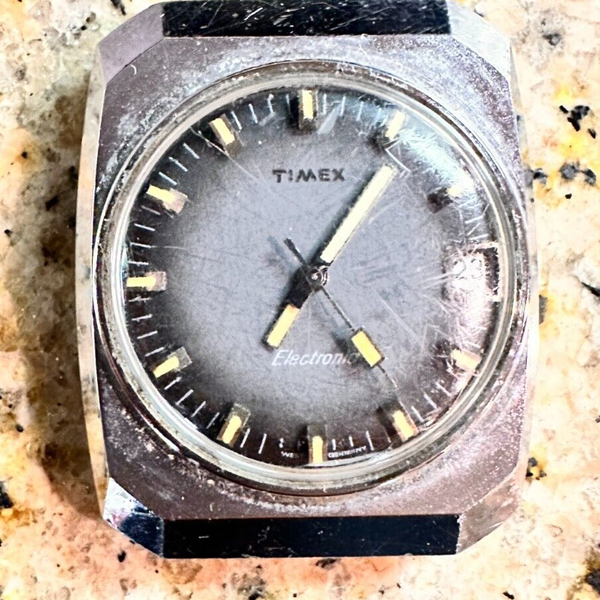 Vintage Timex Electronic Square Gray Face Chrome plated Mens Wristwatch ...
