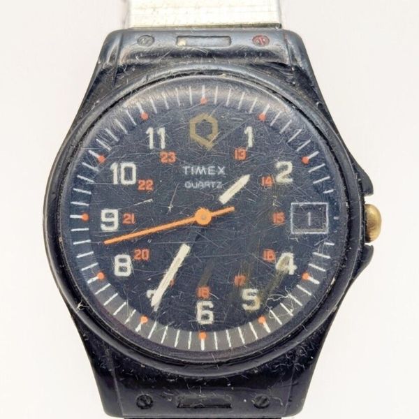 Vintage 1980s Timex Q Men's Black Max Sport Quartz New Battery Keeps ...