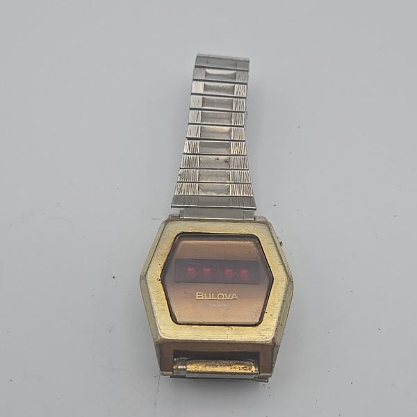 Vintage BULOVA Quartz Red Led Men's Watch N6 For Parts Needs Battery ...