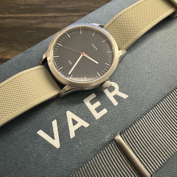 Vaer Field Watch - original model navy | WatchCharts Marketplace