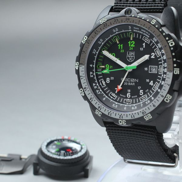 [MINT] Luminox Recon Nav SPC 8830 Series Quartz Carbon Black Dial Men ...