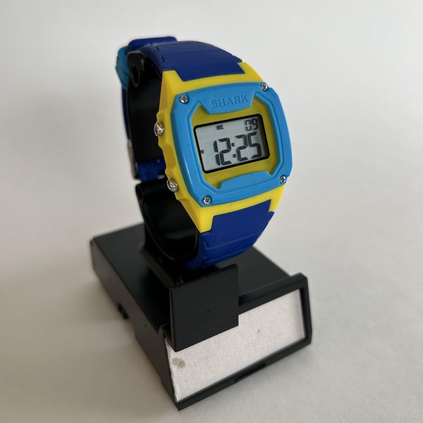 [WTS] Freestyle Shark Classic - 101806 - Digital Surf Watch ...