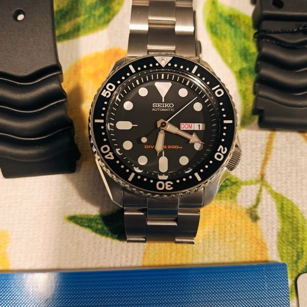 Seiko 42mm Automatic Diver's 200m SKX007K Men's | WatchCharts Marketplace