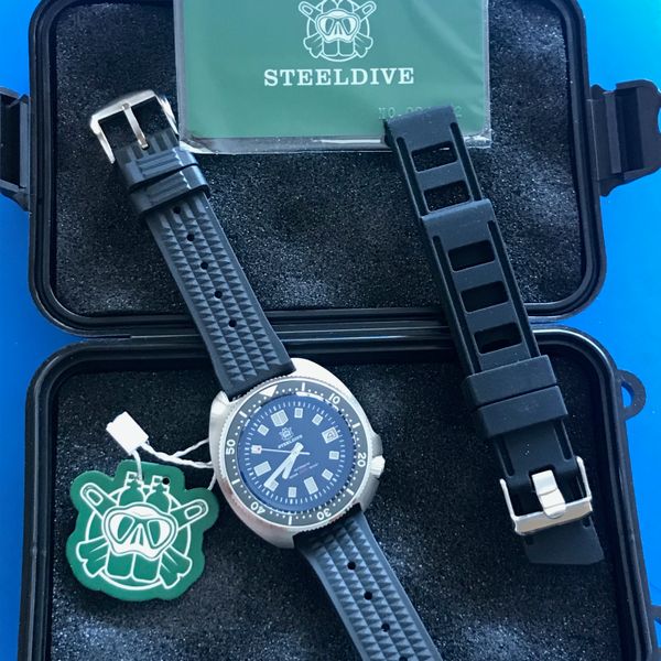 FS: STEELDIVE 1970 CAPT. WILLARD - New in Box | WatchCharts Marketplace