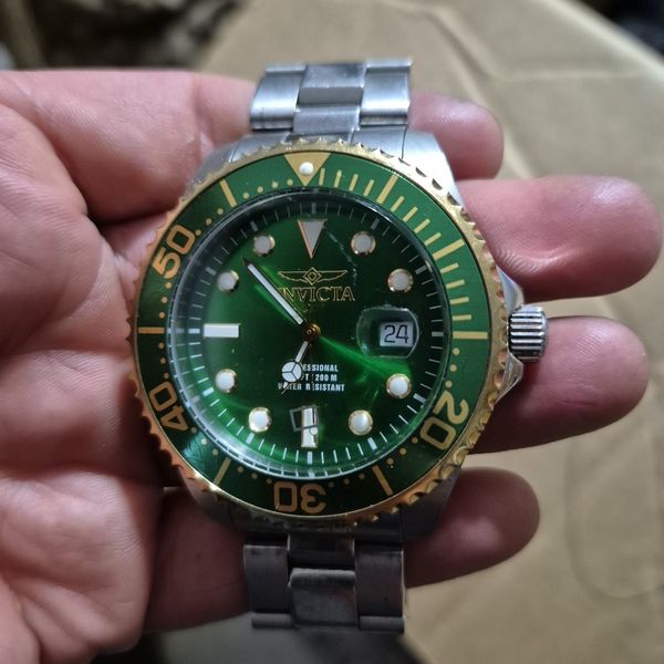 Invicta 30020 Pro Diver Men's Dial Watch - Green Untested | WatchCharts ...