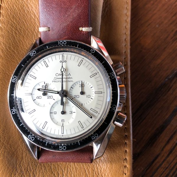 1971 Omega Speedmaster with rare Italian Creme dusk | WatchCharts ...