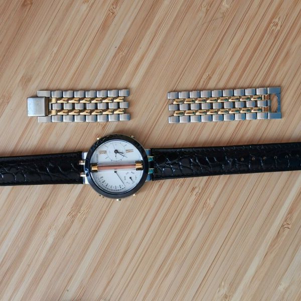 1995 Citizen 7400-C70007 Radio-controlled Multi-Zone Watch with box and ...