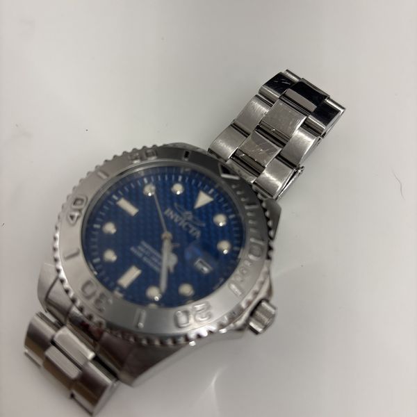 Invicta Model 15176 - Men's Watch Quartz blue dial | WatchCharts ...