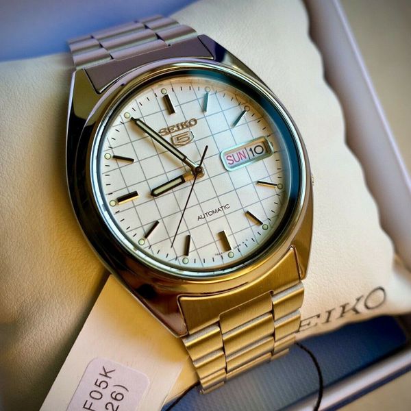 Seiko 5 White Grid Dial Mens Automatic Watch SNXF05K1 | WatchCharts