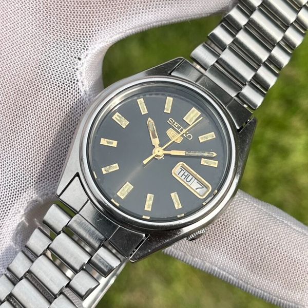 Vintage Seiko 5 Automatic Black Sunburst Dial Japan Made Men's Watch 7009-6001 | WatchCharts ...