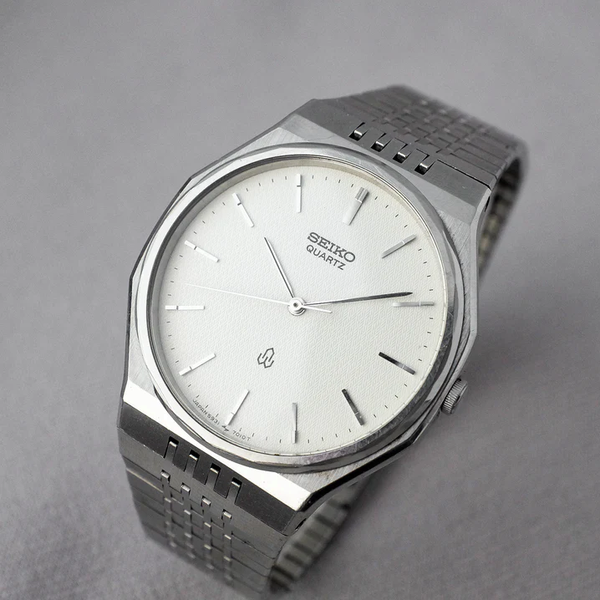 Seiko vintage watch - Slim - Octagonal - Cal. 5931 - 7010 | WatchCharts ...