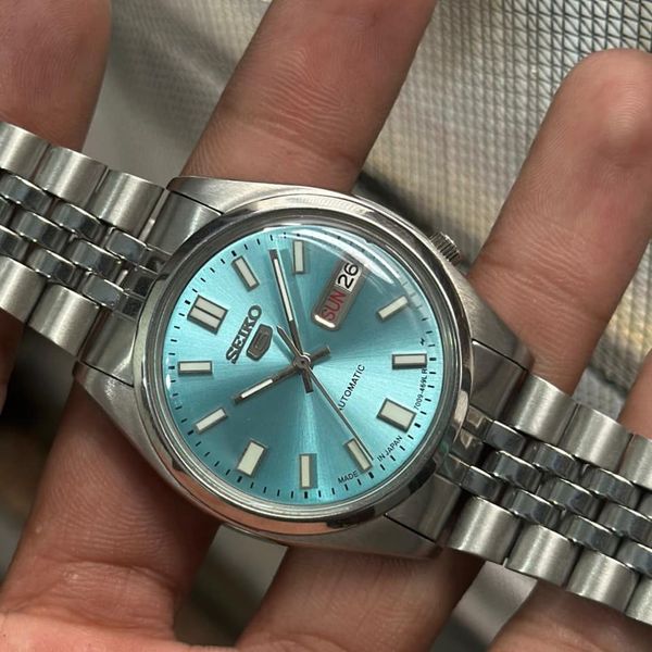 Seiko 5 Automatic Ice Blue Dail Mens Watch Japan Made 7009 ...