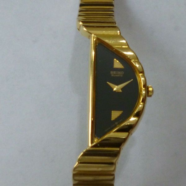 LADIES VINTAGE HALF MOON SEIKO WATCH EXCELLENT CONDITION RUNNING WELL ...
