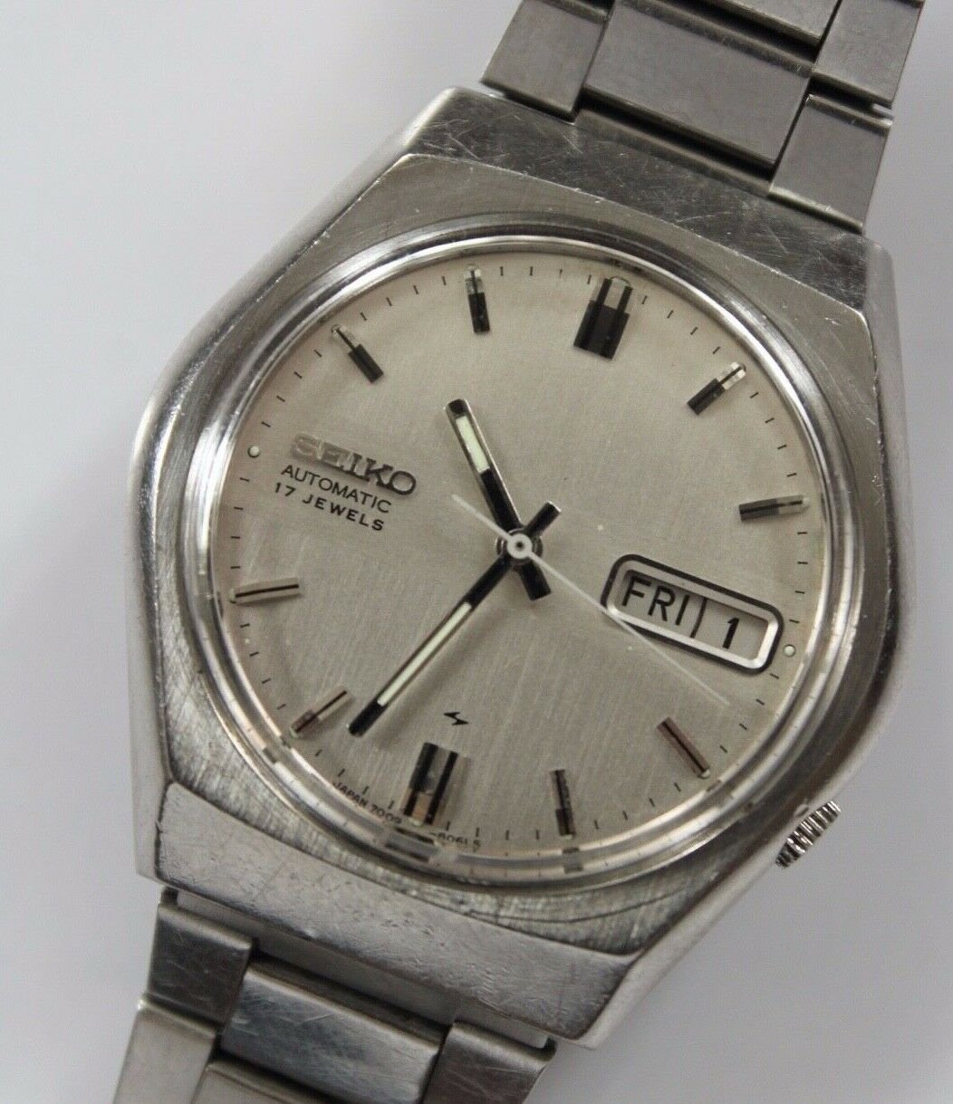 Vintage Mens Seiko 7009-8069 Automatic Watch 17 Jewels for Smaller ...