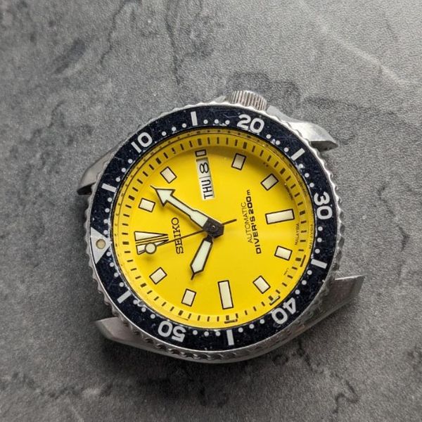 Seiko skx skxa35 Malaysia movement 7s26 0028 7s26-0028 diver yellow ...