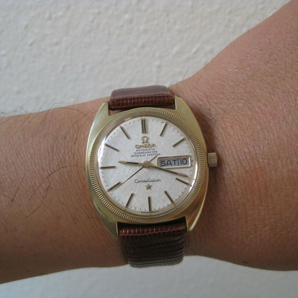 OMEGA 18K/SS CONSTELLATION QUICKSET DAY DATE TEXTURE DIAL WATCH 35MM ...