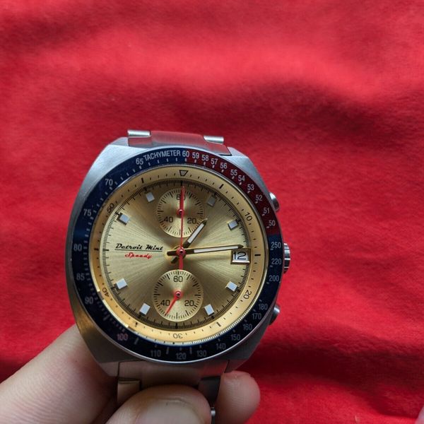 Detroit Mint Speedy Chronograph Gold Pogue Dial Mechaquartz Seiko ...