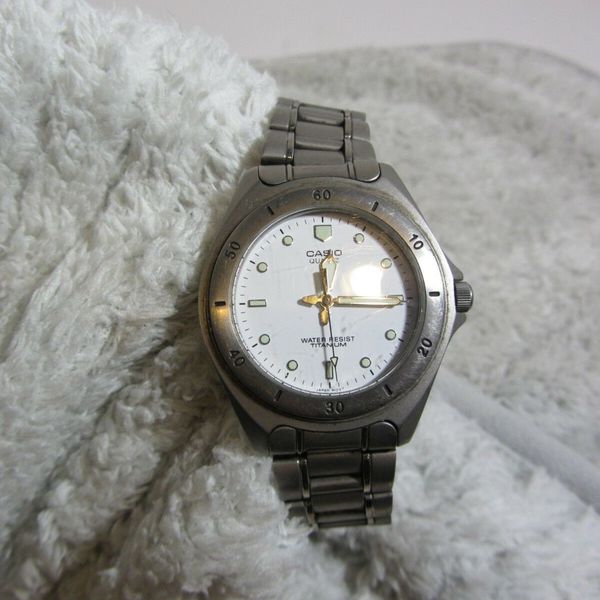 VINTAGE CASIO WATER RESISTANT TITANIUM JAPAN MOVEMENT MTH-1020 WATCH ...