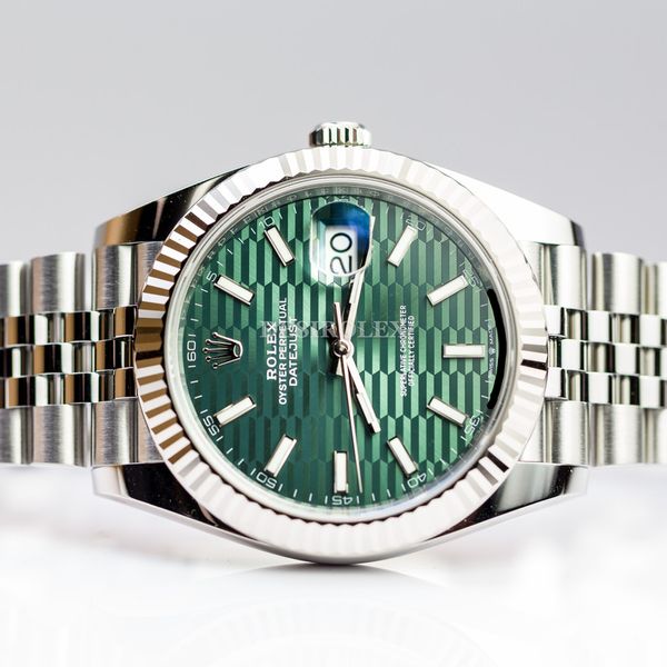 FSOT: BNIB Rolex 126334 DJ41 Green Motif Dial Jubilee Fluted Mar 2023 ...