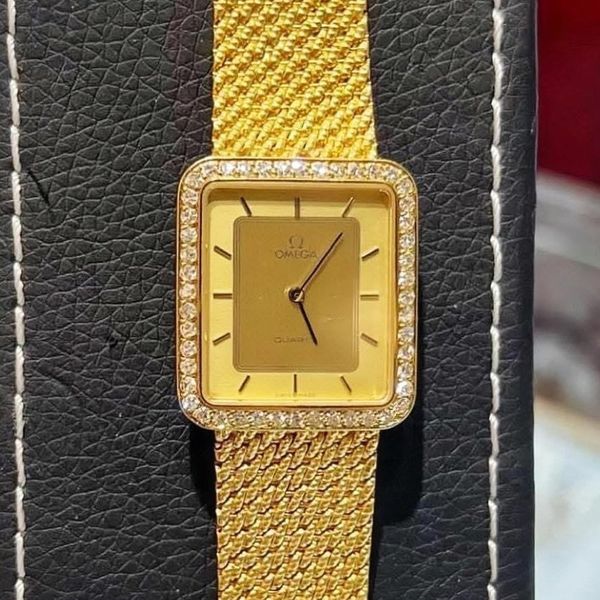 Omega Diamonds Bezel 18KYG | WatchCharts Marketplace