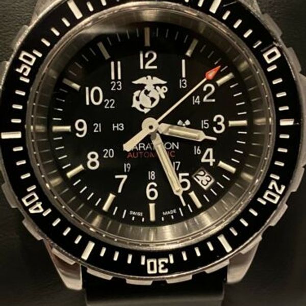 Marathon Large Diver's Automatic (GSAR) USMC with additional bands ...