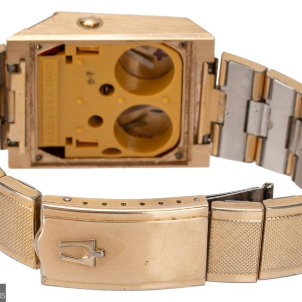 1970s Bulova Computron 10k Gold Filled Men' Wristwatch - Water ...