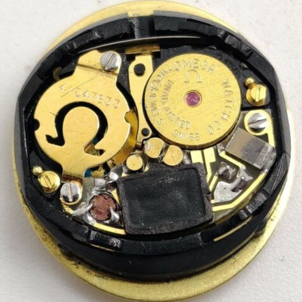 Omega Cal. 1350 Swiss quartz watch movement working | WatchCharts ...