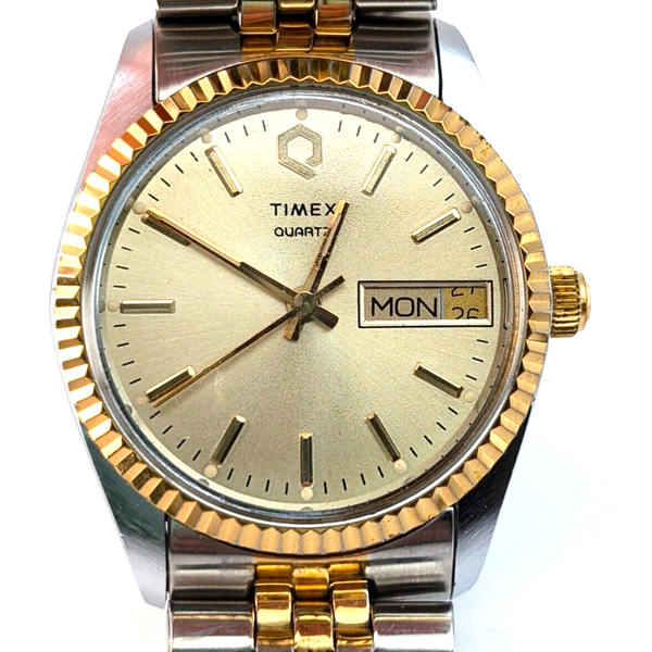 1985 Vintage TIMEX QUARTZ Calendar Day Date Two Tone 35mm Watch PARTS ...