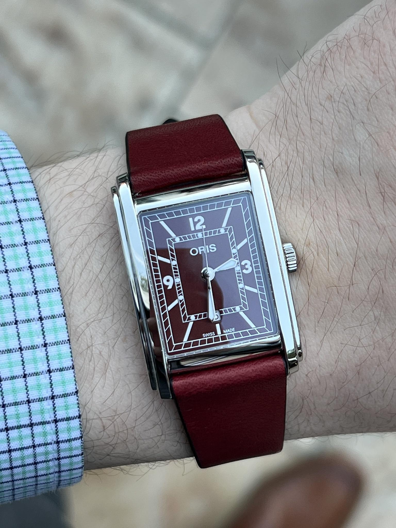 [WTS] *AS NEW* Oris Rectangular Red [FULL SET] | WatchCharts Marketplace