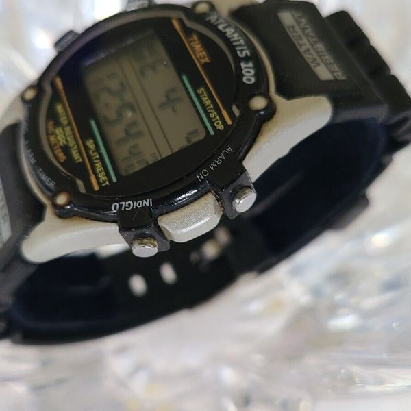 Vintage Timex Atlantis 100 Men Digital Chrono Alarm Timer Quartz Watch ...
