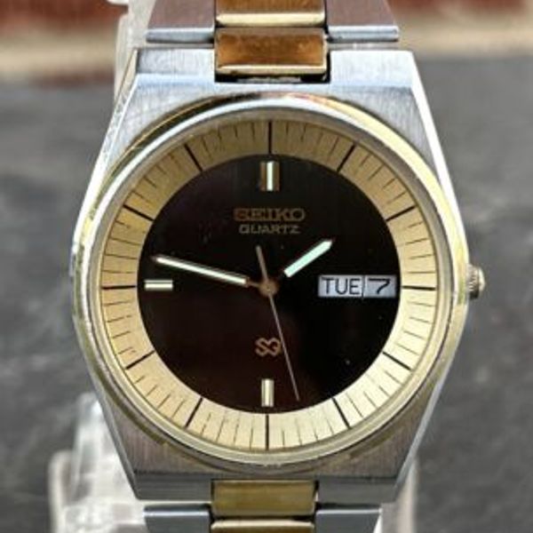 RARE Seiko SQ 8223-6059 Japan SQ Day/date Quartz Men's Watch Works Nice | WatchCharts Marketplace