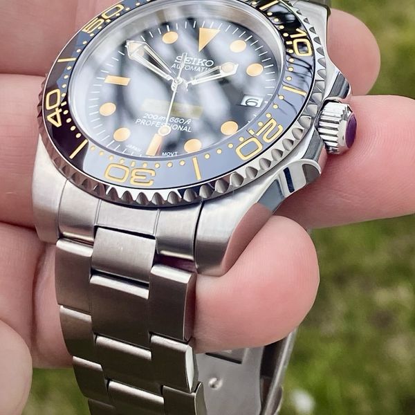 Seiko 40mm Mod Watch - No Time To Die Homage w/ Mesh Bracelet ...