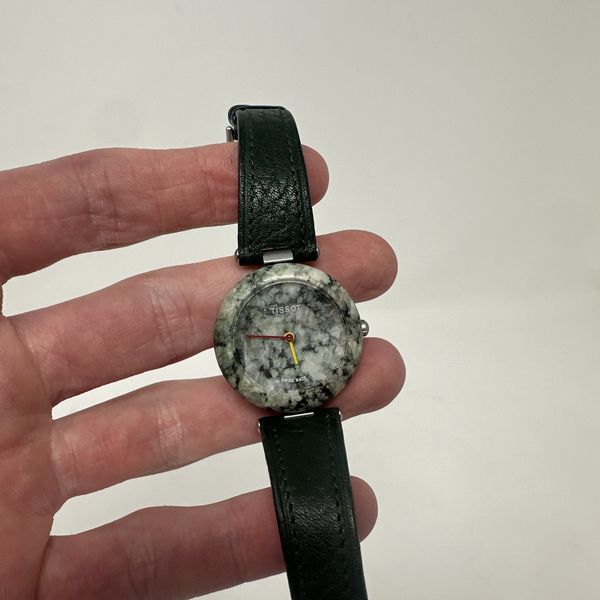 Vintage Tissot R150 Gray Genuine Rock Watch R150 - Army Green Leather ...
