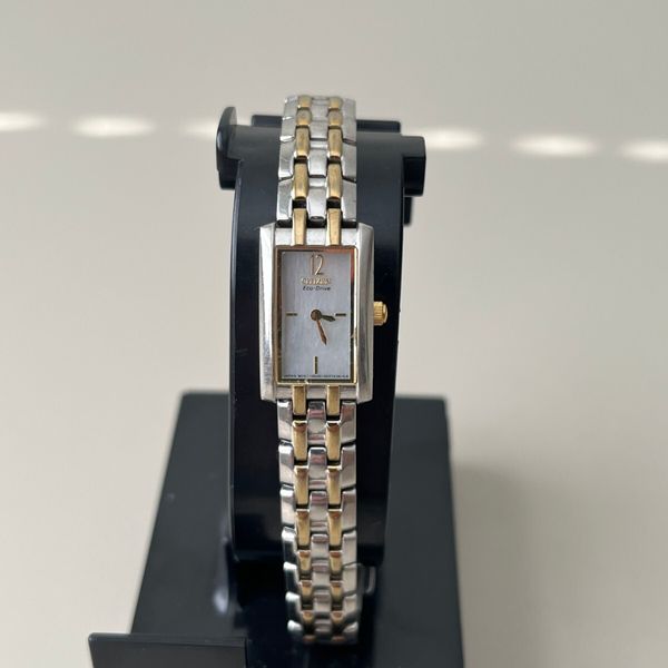 CITIZEN Eco-Drive Solar Two Tone Tank Y2k Watch Vintage Womens G620 ...