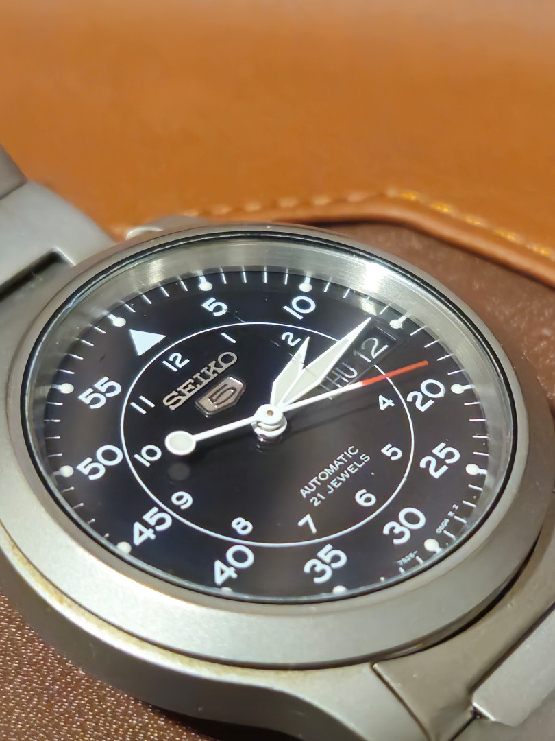 Seiko 5 SNK805 | WatchCharts Marketplace