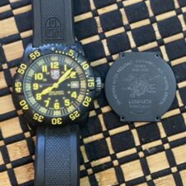 LUMINOX Watch Series 3050 / 3950 Yellow / Black Dial Bezel For Parts ...