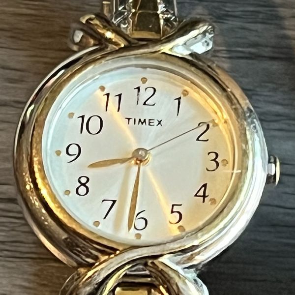 Lot of 6 Vintage Women's / Ladies TIMEX Watches - Silver & Gold ...