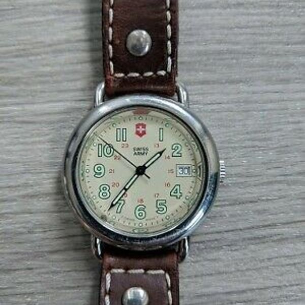 Victorinox Swiss Army Cavalry watch | WatchCharts