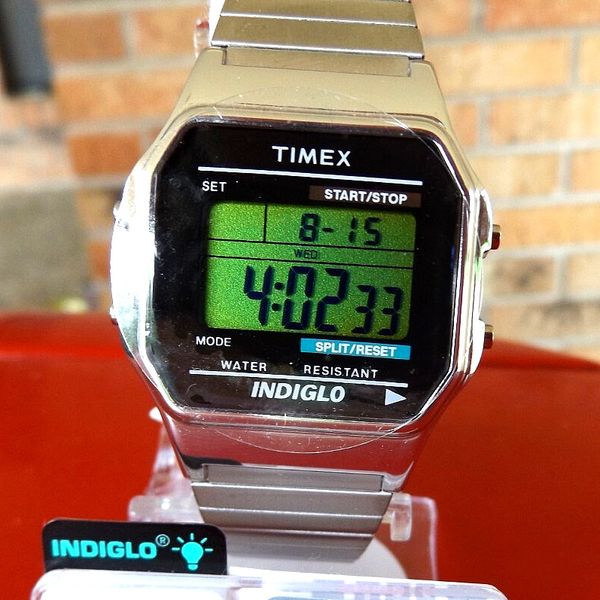 Timex Men's T78587 Classic INDIGLO CHROME Stainless Steel Expansion ...