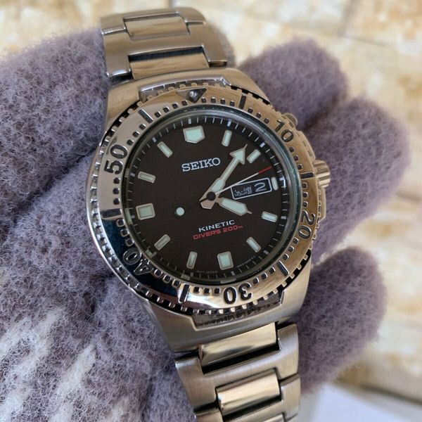 NEW SEIKO KINETIC BLACK KNIGHT 200M SCUBA DIVER WATCH 5M63-0AD0 FULL ...