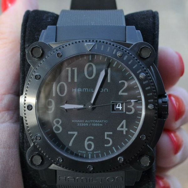 Hamilton Khaki Navy BELOWZERO 1000m Automatic "The Martian" Movie Watch ...