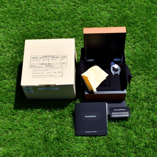 [WTS] 2021 Panerai Luminor Due 38mm White Dial PAM01043 Full Set ...