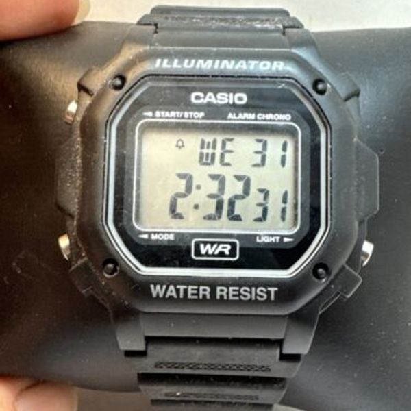 Casio F108WH-1A, Illuminator Chronograph Watch, Black Resin, Alarm-H38 ...