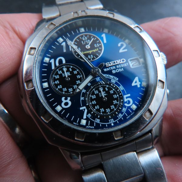 V657 Japan Seiko Chronograph Quartz Men Watch | WatchCharts Marketplace